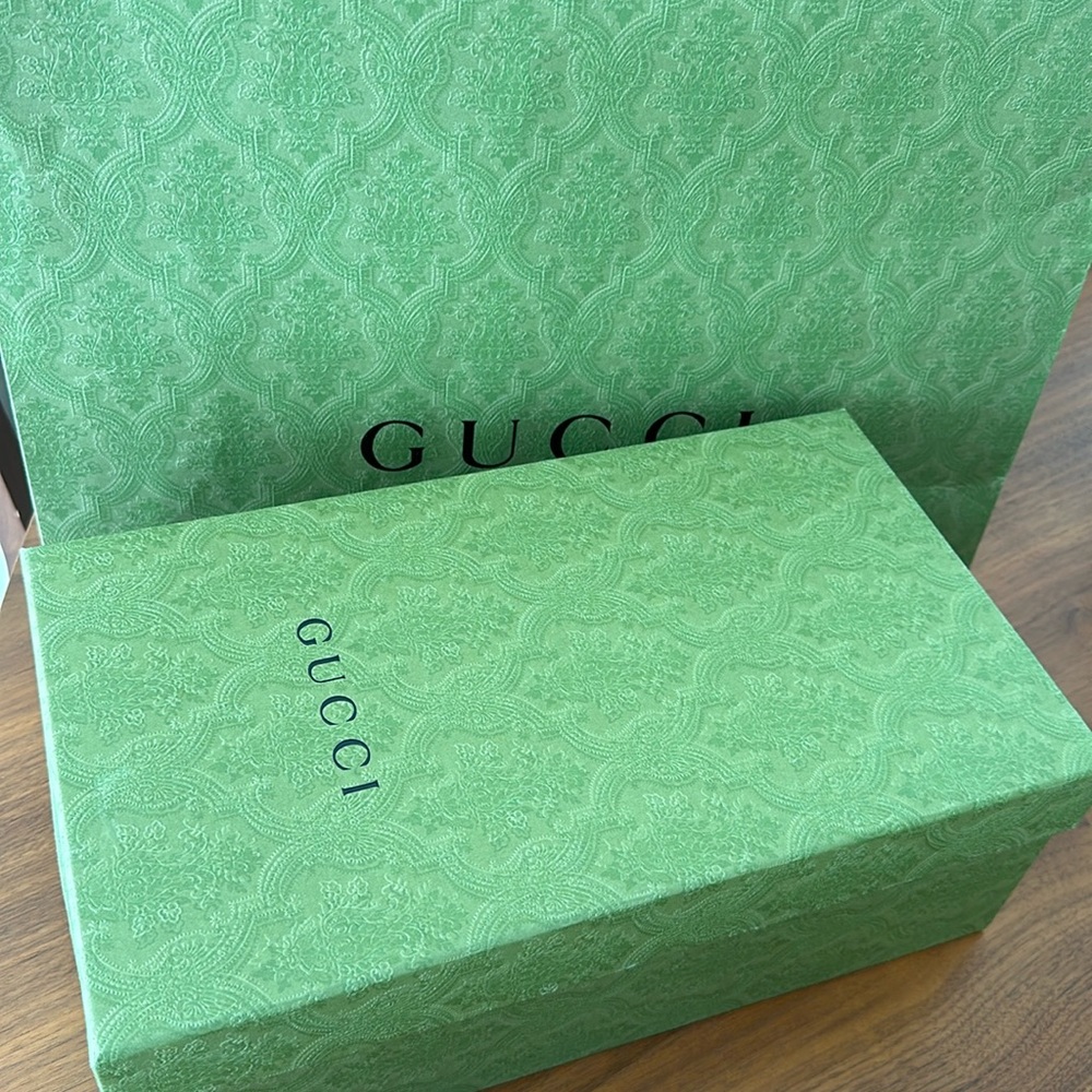 Gucci Gift/Shoe Box - Gem